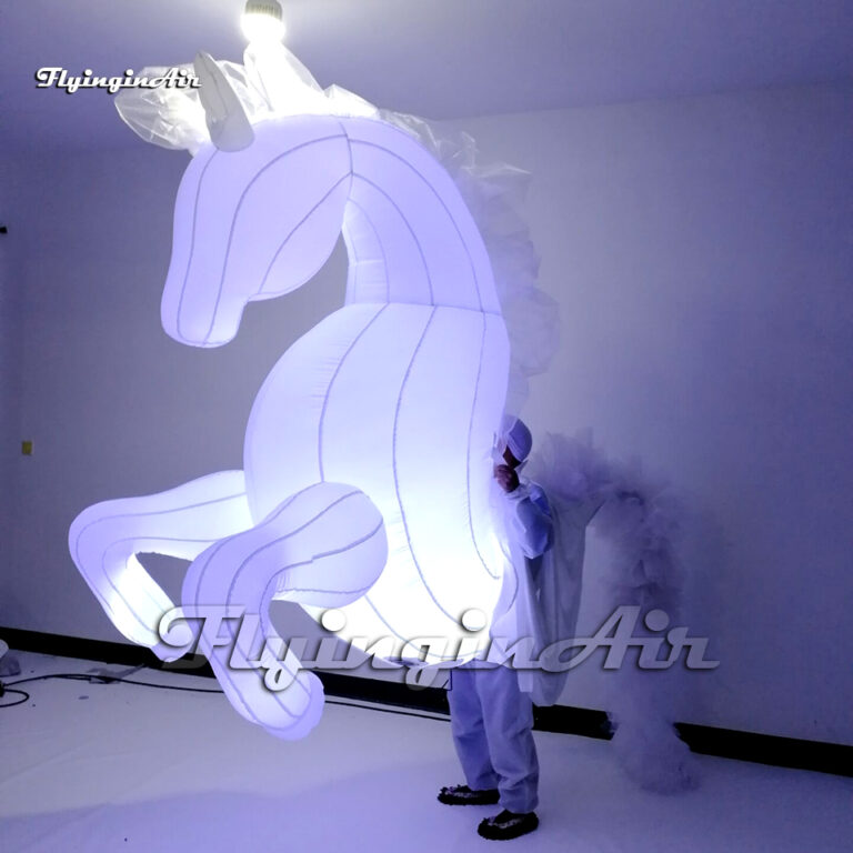 Illuminated White Walking Inflatable Horse Costume 3m Parade Performance Blow Up Horse Suit With ...
